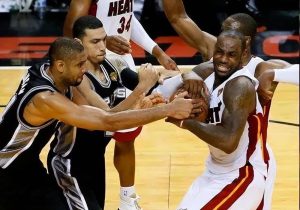 Defense vs Defence: The Key Differences and Usage - teacherspet